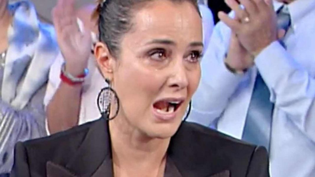 Roberta Capua in lacrime in tv: immagini troppo forti a Estate in Diretta