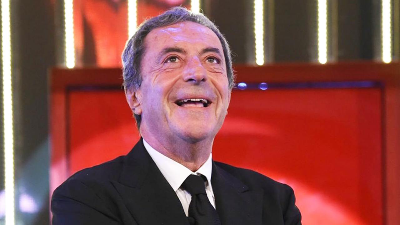 Grande Fratello Vip, duro attacco a Giucas Casella: Grande Fratello Vip, duro attacco a Giucas Casella: